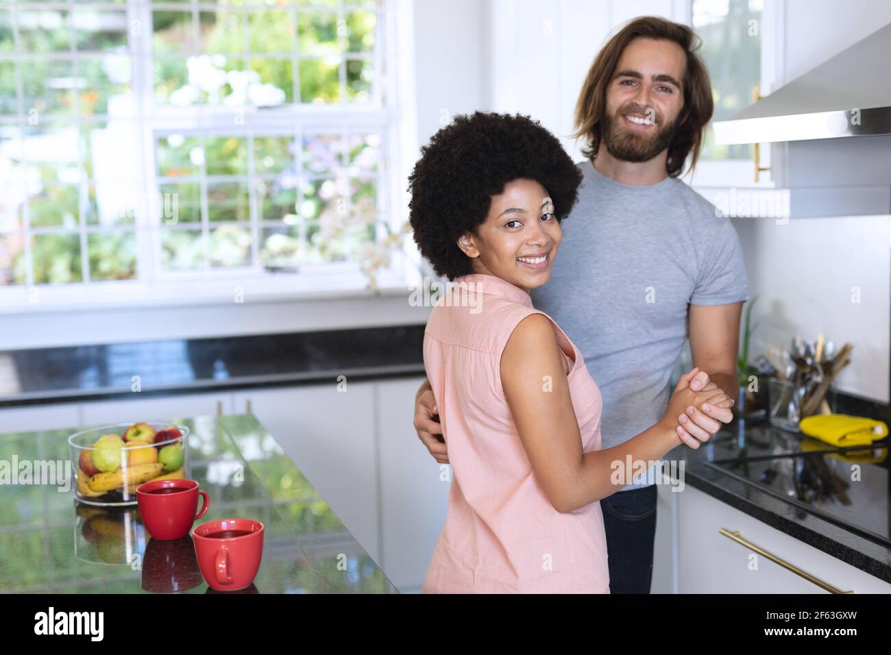 Dancing kitchen hi-res stock photography and images - Alamy