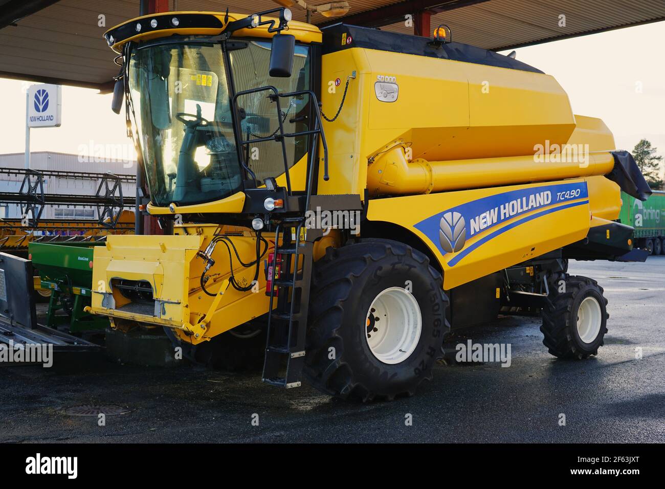 New Holland TC 4.90 Combine Harvester without the header attached Stock ...