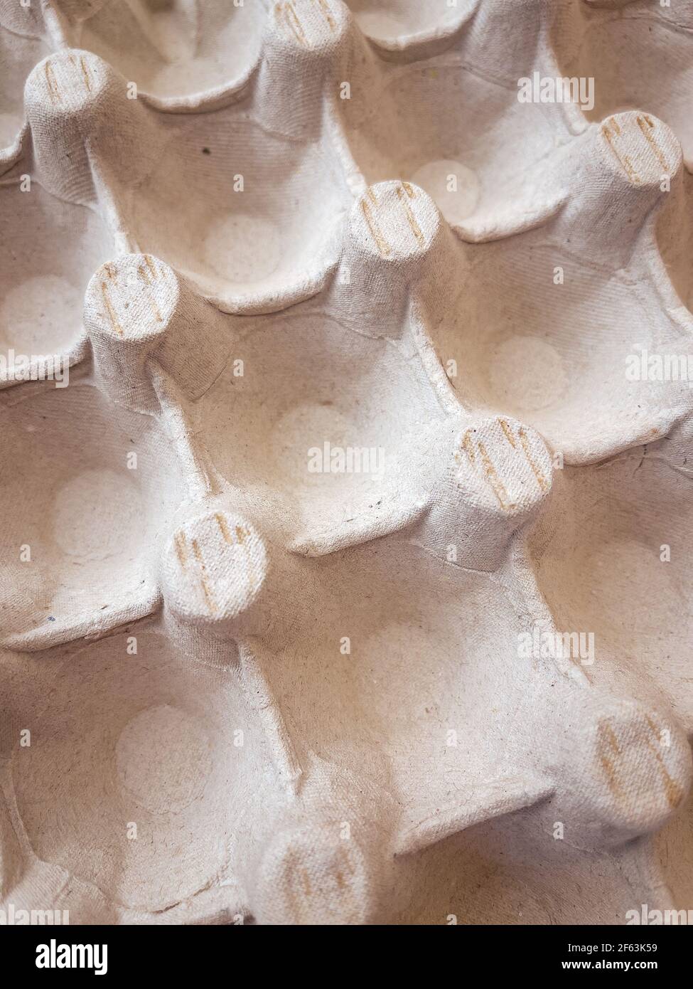 Empty egg box hi-res stock photography and images - Alamy
