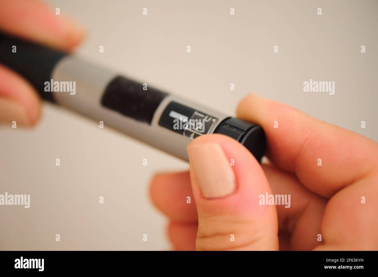 Scale on the bottom of insulin pen, self injection medical equipment ...