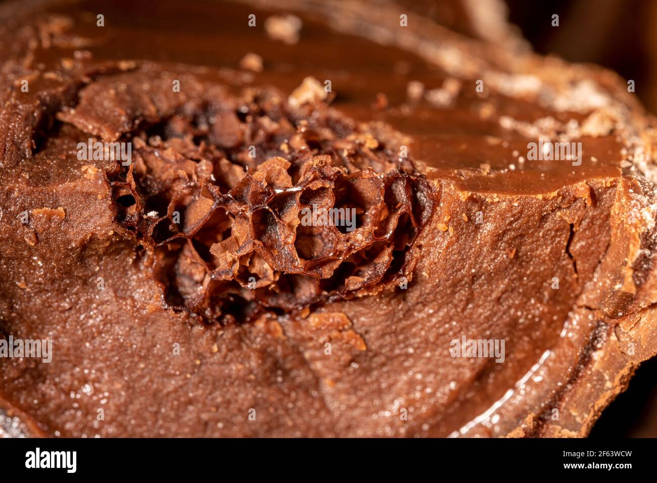 Crispy crunch candy hi-res stock photography and images - Alamy