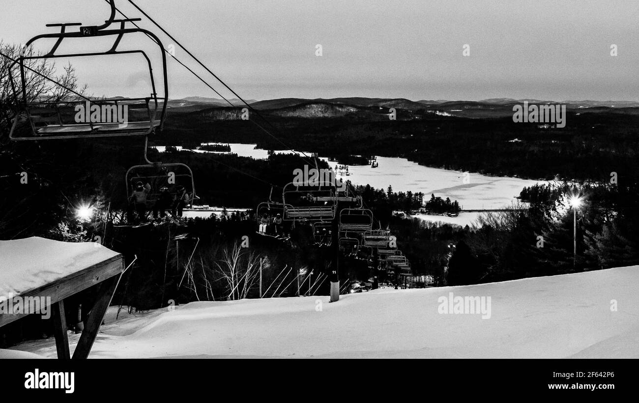 Skiing child Black and White Stock Photos & Images - Alamy