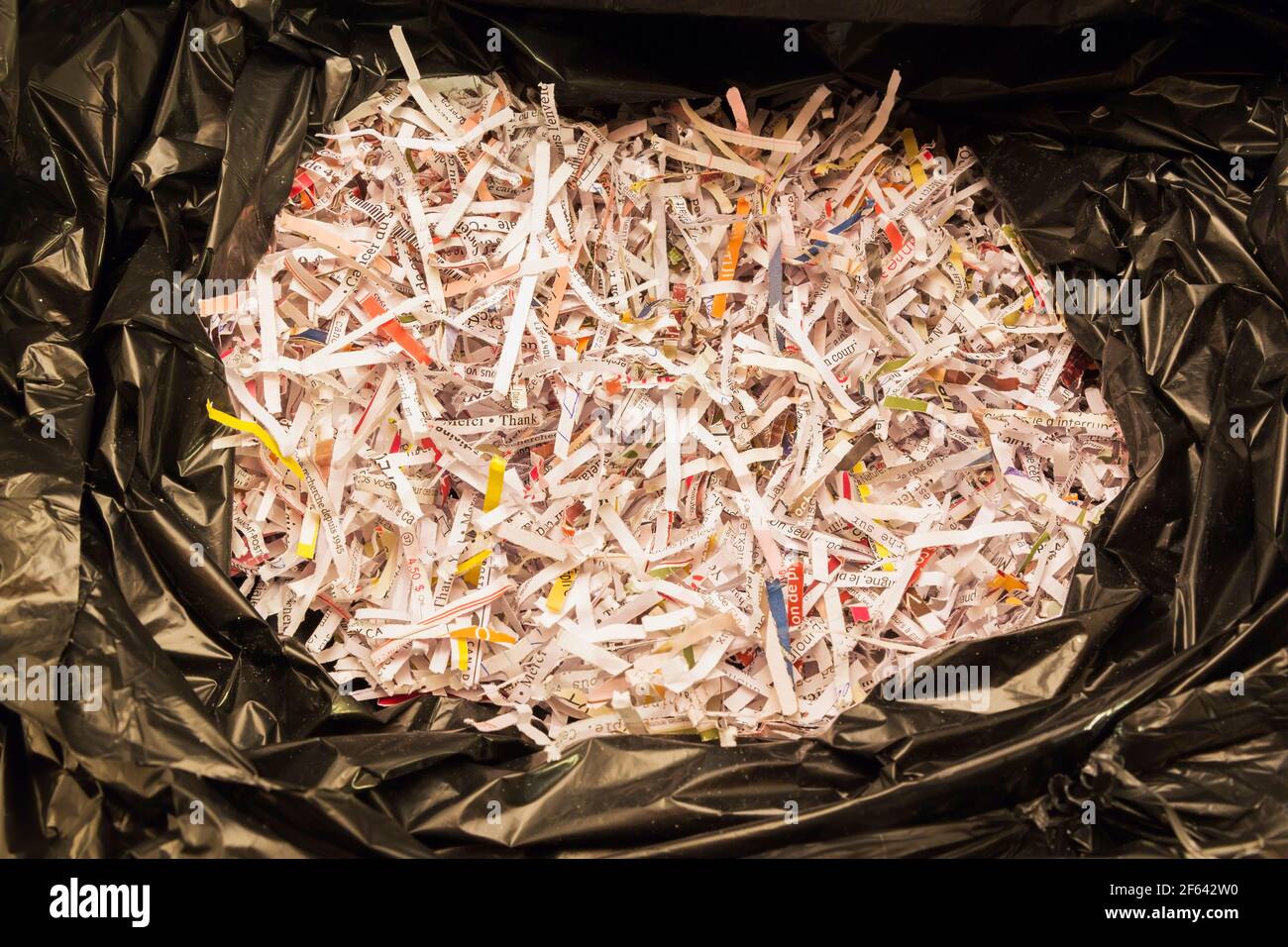 Torn plastic bag hi-res stock photography and images - Alamy
