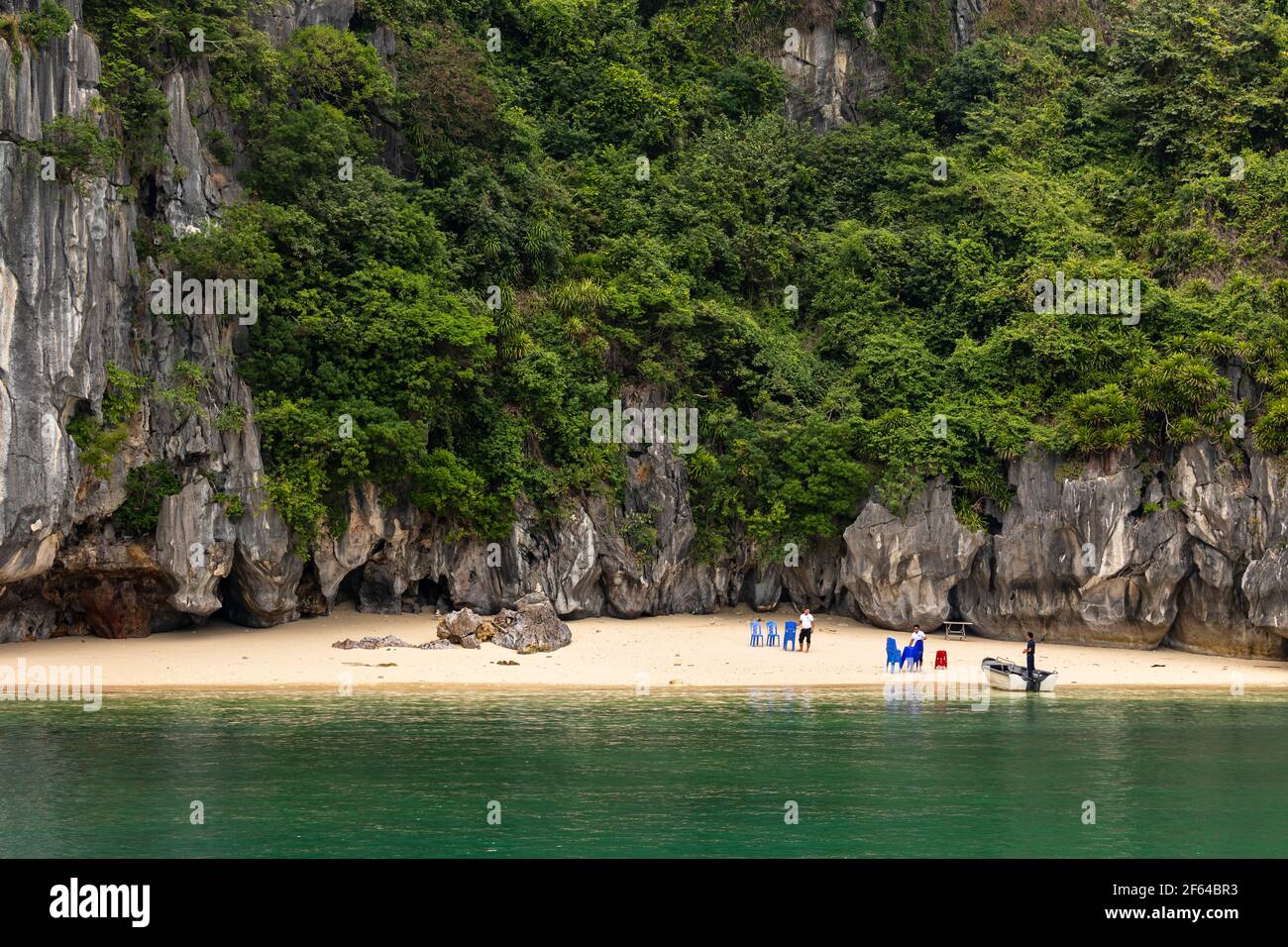 Beaches of the Ha Long Bay of Vietnam Stock Photo - Alamy