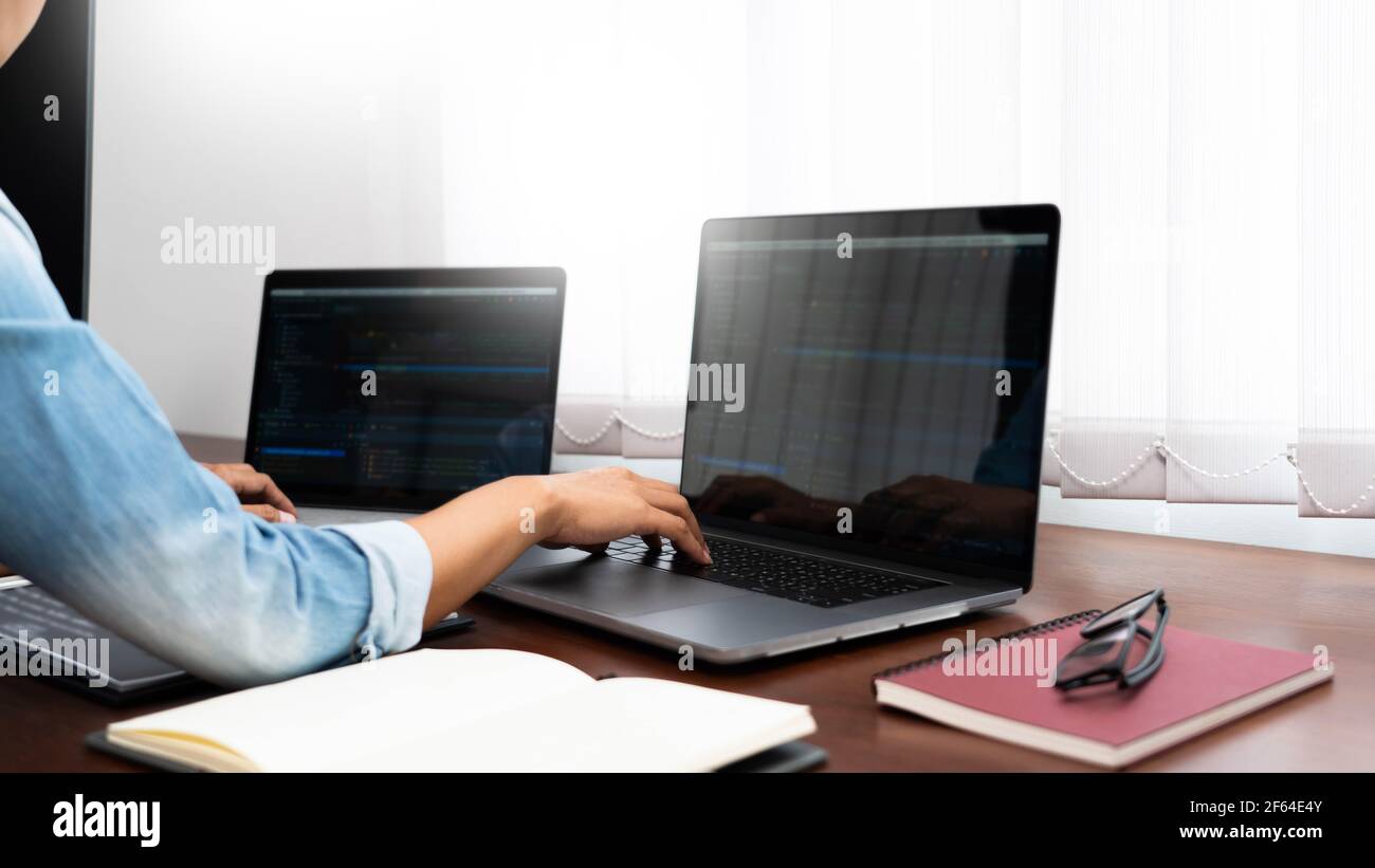 Cyber debugging hi-res stock photography and images - Alamy