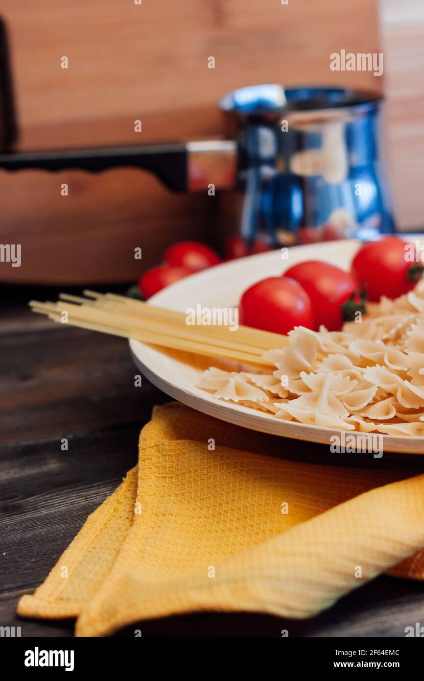 pasta italian cuisine food cooking ingredients cutting board Stock ...