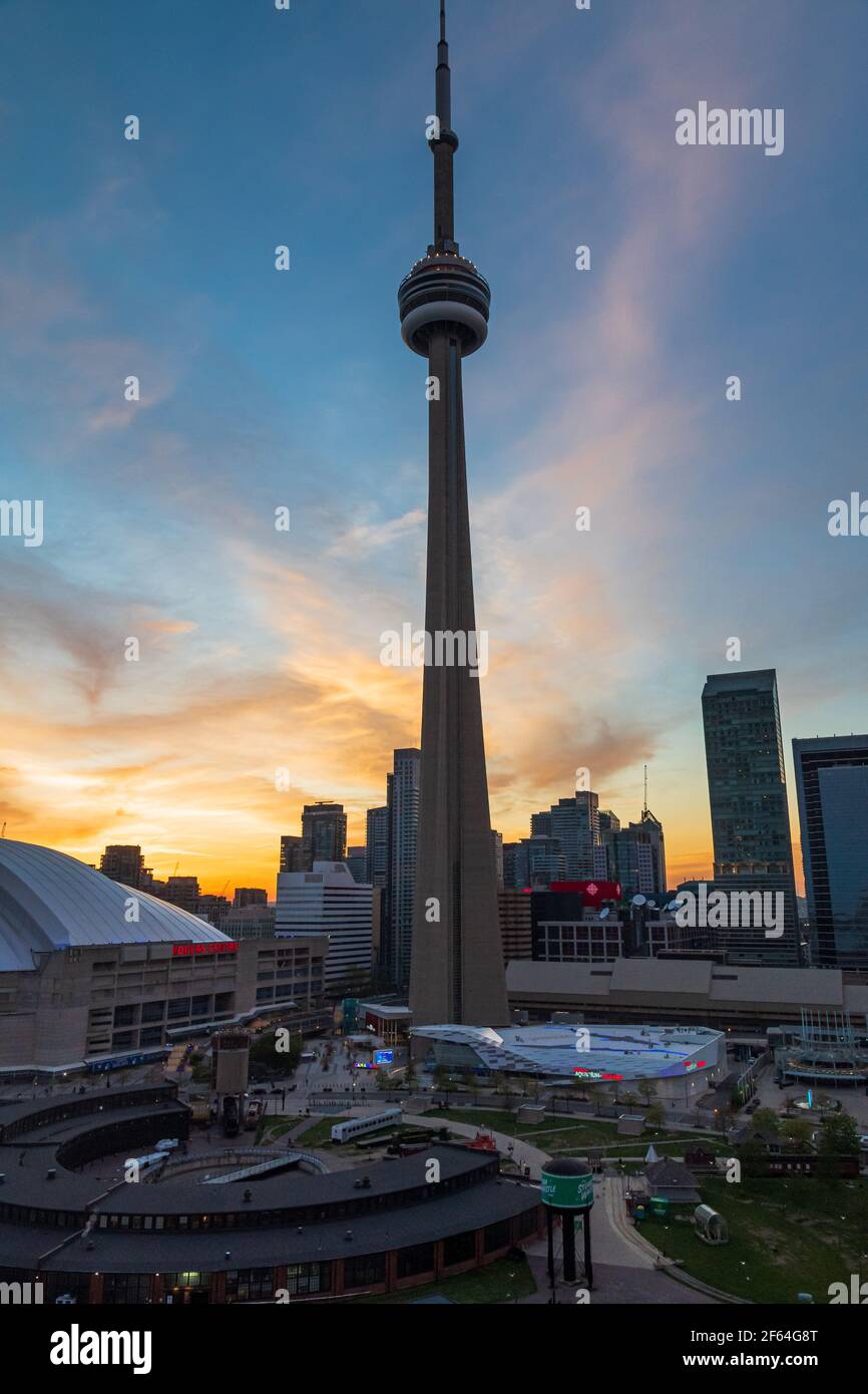 Toronto Ontario Canada at night Stock Photo - Alamy