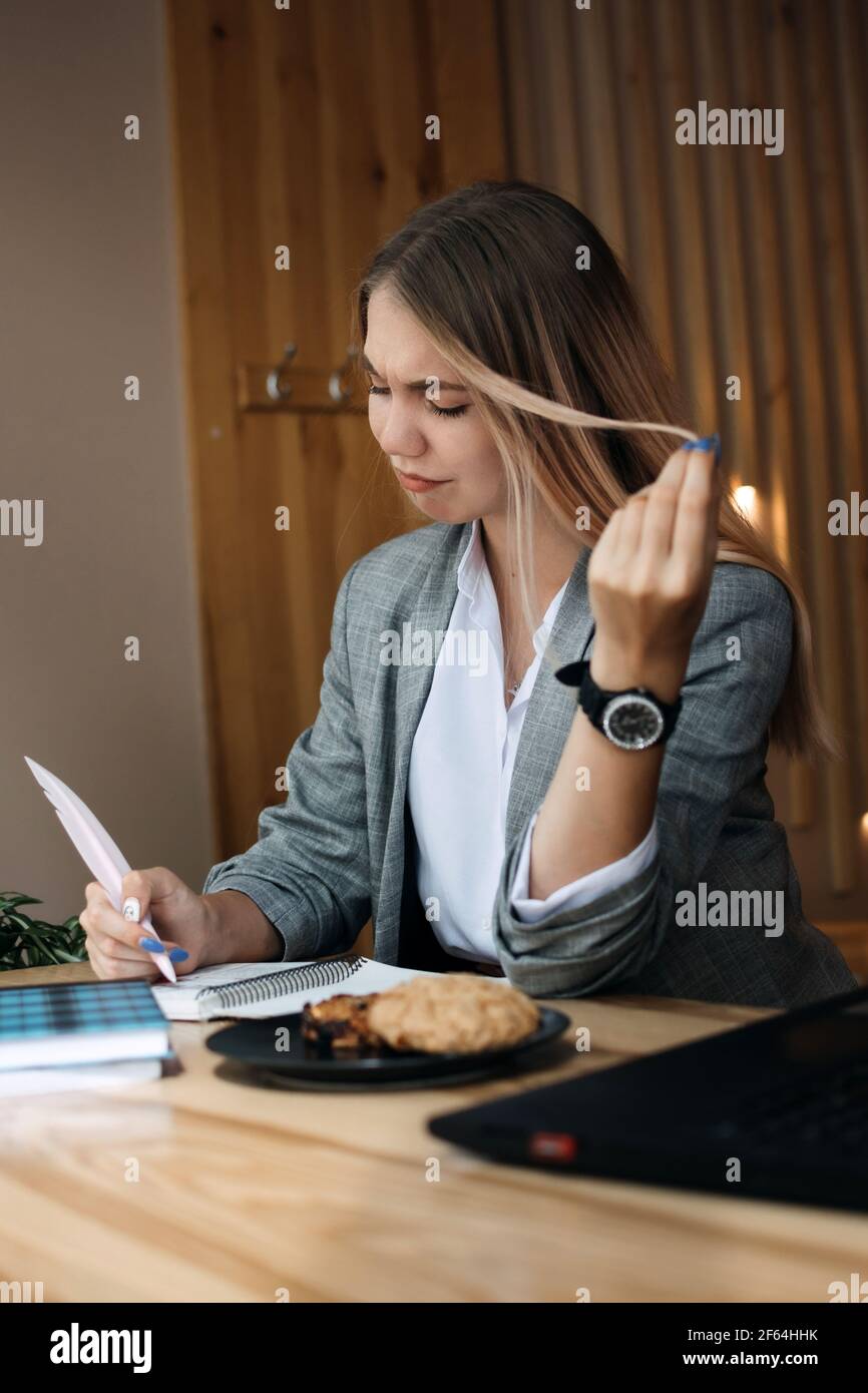 Laziness, procrastination, Self-Control. Students or workers ...