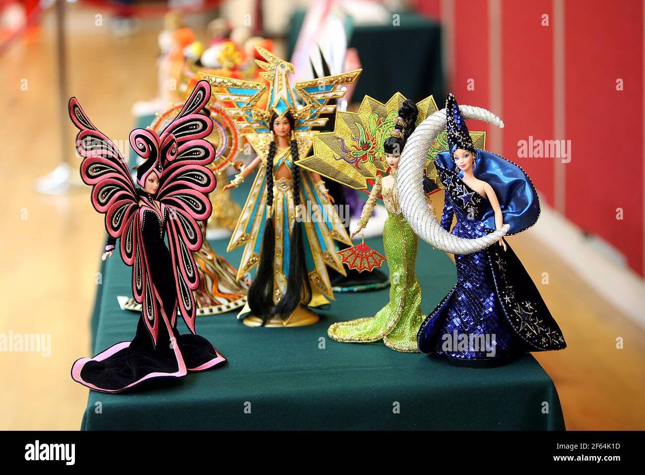 Barbie and ken doll hi-res stock photography and images - Alamy