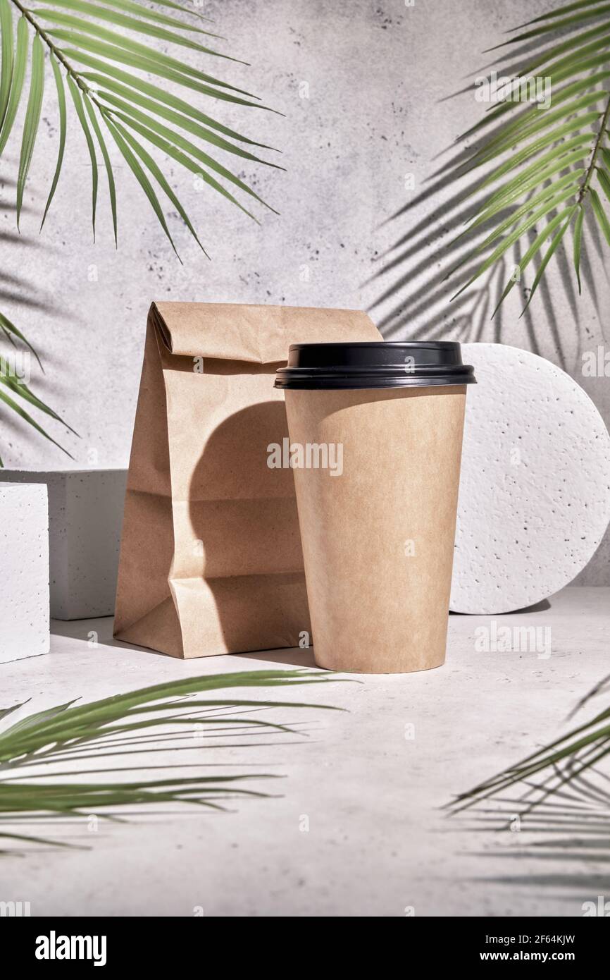 Take out coffee paper hi-res stock photography and images - Alamy