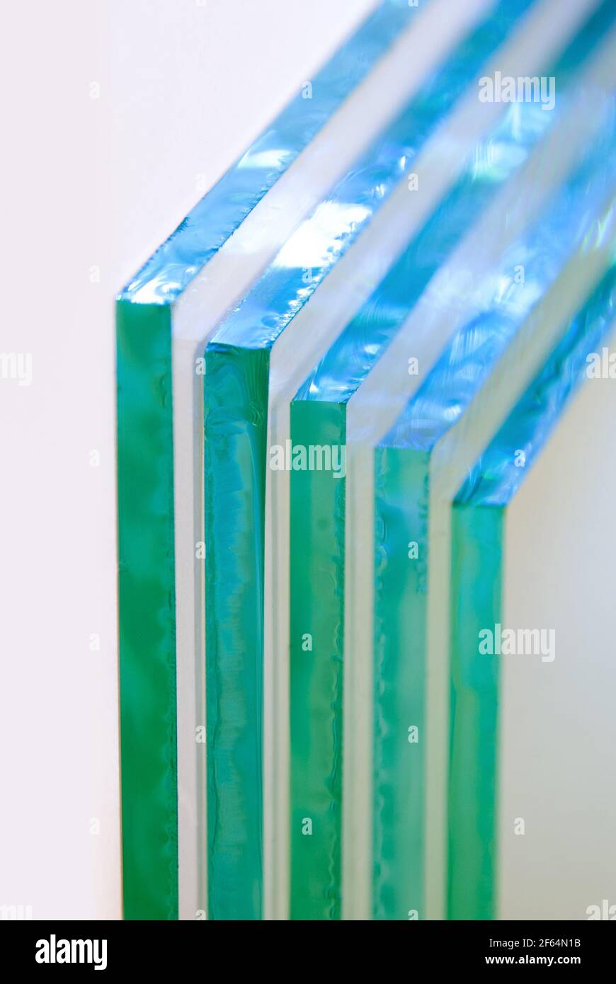 Sheets of Factory manufacturing tempered clear float glass panels cut ...