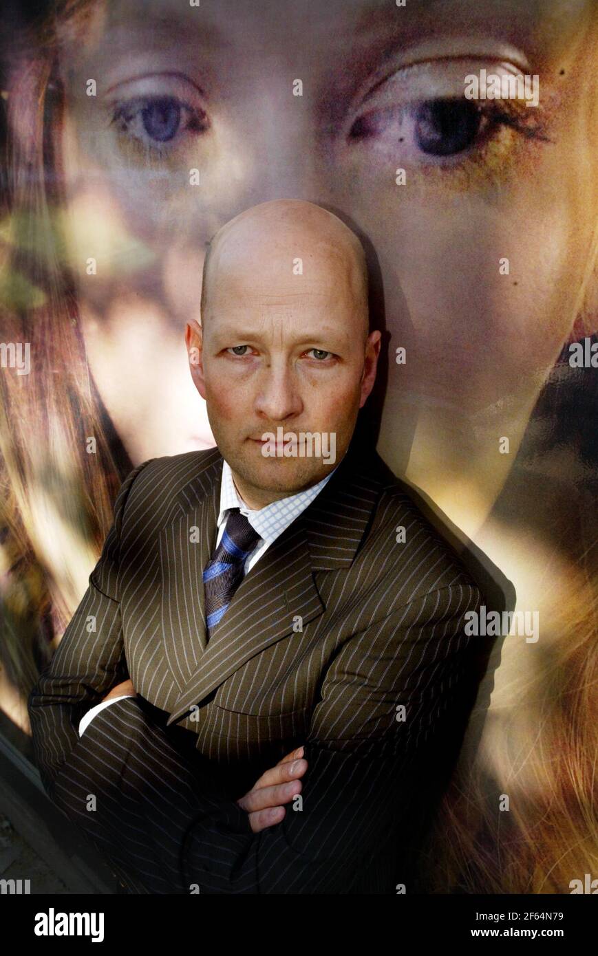 James Bainbridge ....Eye Surgeon pic David Sandison Stock Photo - Alamy