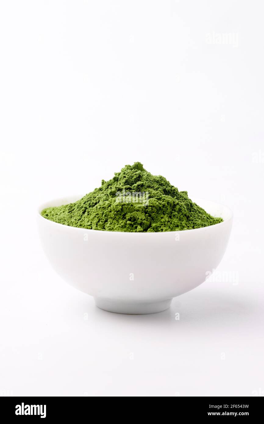 Green leaf and powder hi-res stock photography and images - Alamy