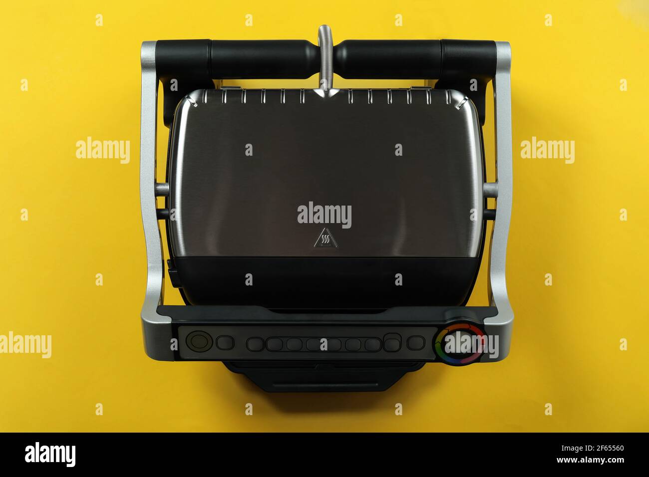 Top view empty grill hi-res stock photography and images - Alamy