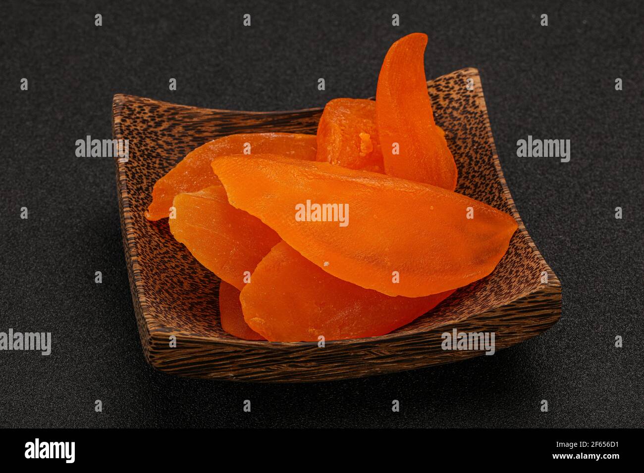 Dry sweet mango tropical fruit dessert Stock Photo - Alamy