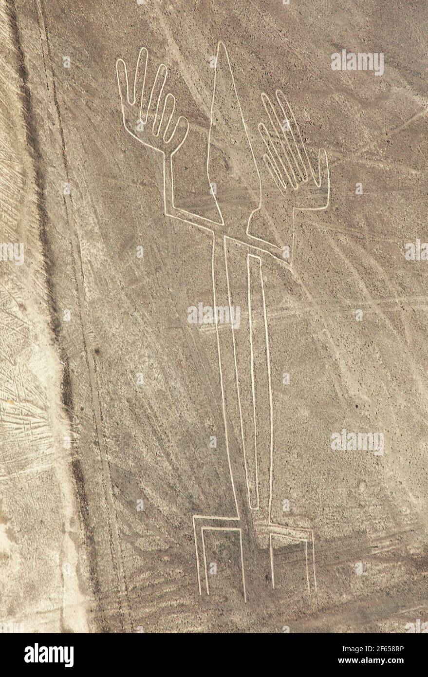 Lizard geoglyph, Nazca or Nasca mysterious lines and geoglyphs aerial ...