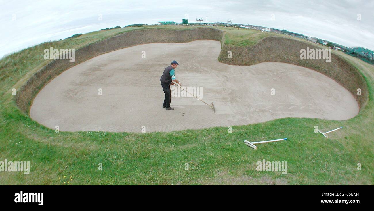 Hell bunker st andrews hi-res stock photography and images - Alamy