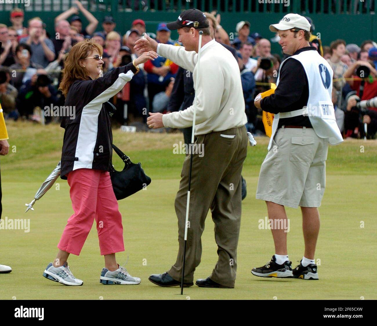 FINAL DAY OF THE OPEN GOLF AT ROYAL TROON 18/7/2004 TODD HAMILTON AND ...
