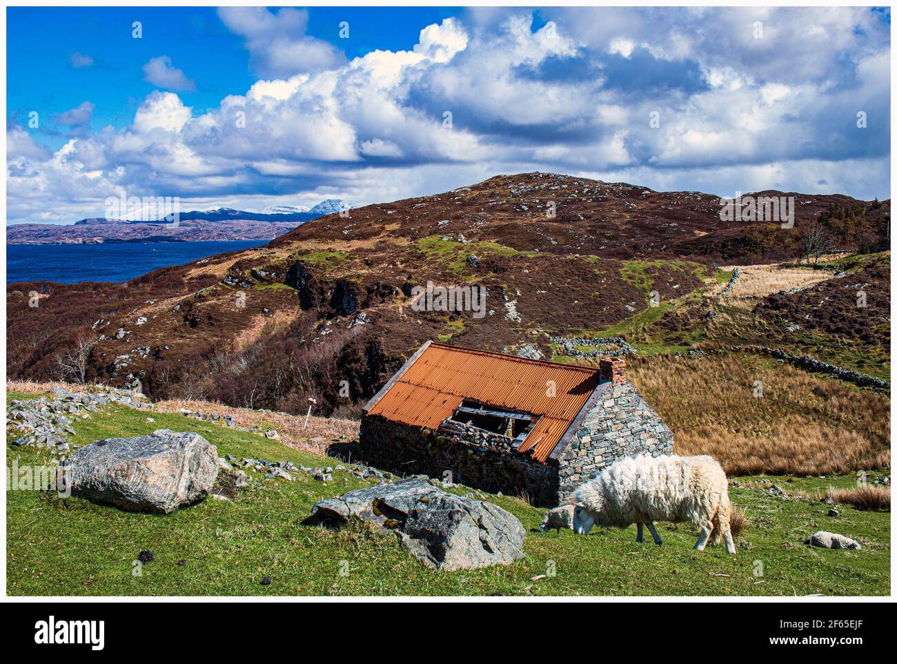 Highlands mountains Cut Out Stock Images & Pictures - Alamy