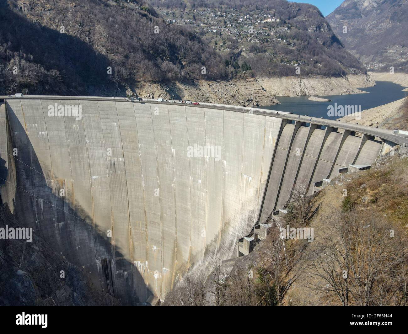 Aerial view at the dam of Verzasca valley on the Swiss alps Stock Photo ...
