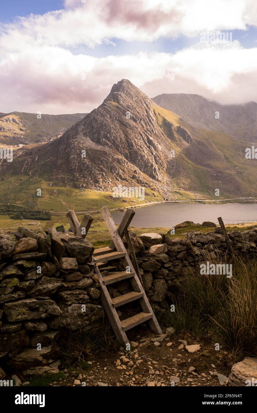 Tryfan, mountain in North Wales Stock Photo - Alamy