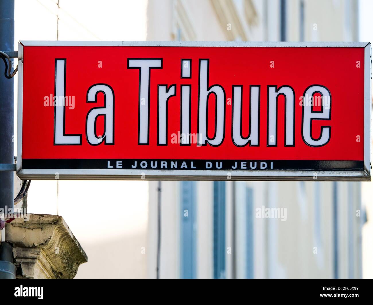 La tribune newspaper hi-res stock photography and images - Alamy