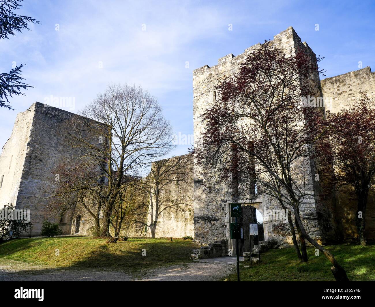 Chateau des adhemar montelimar france hi-res stock photography and ...