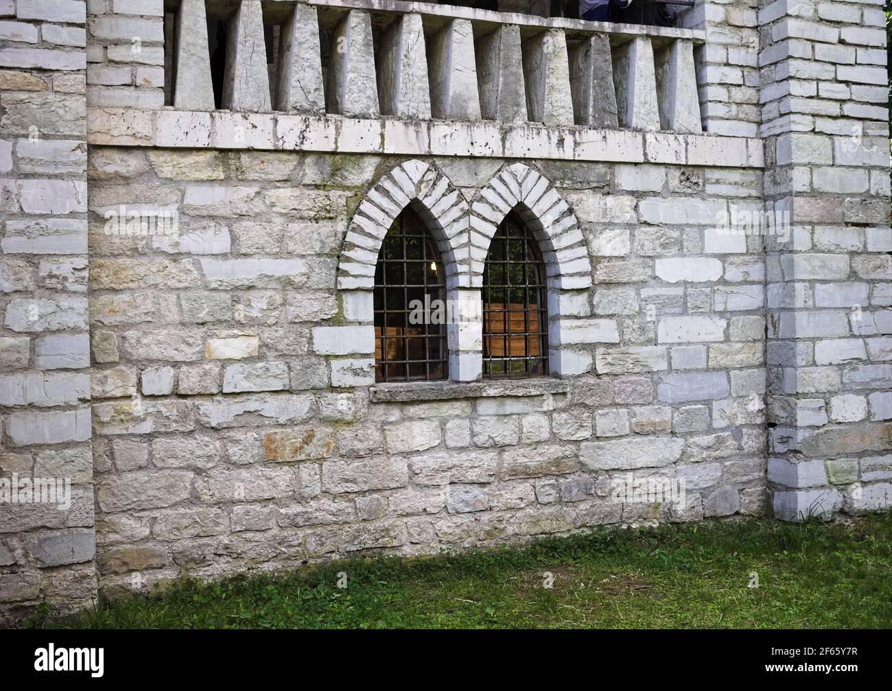 Medieval Mullioned Window High Resolution Stock Photography and Images ...