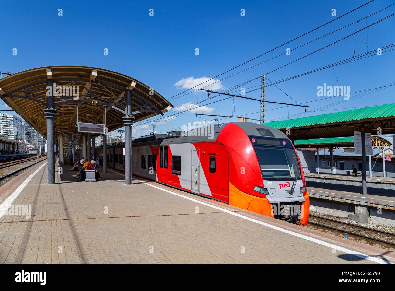 Train on Moscow passenger platform (Kursky railway terminal ) is one of ...