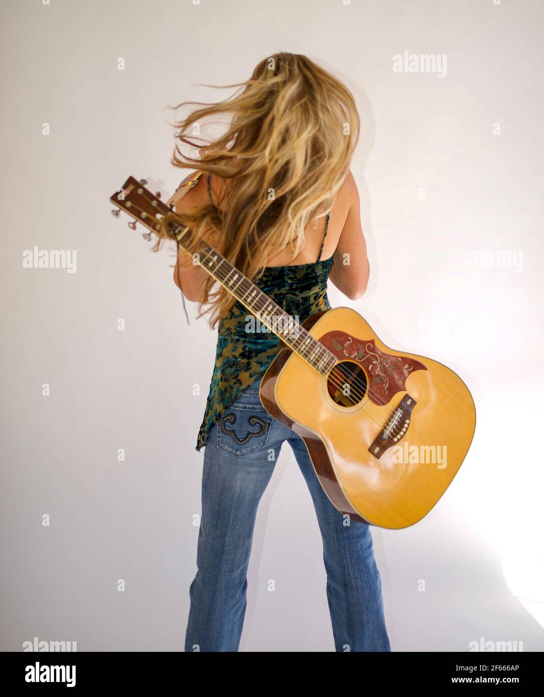 Beautiful woman hippy girl hi-res stock photography and images - Alamy