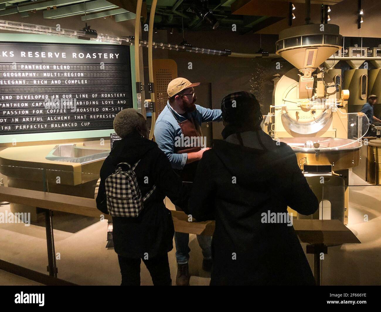 Chicago, USA. 21st Nov, 2019. The Starbucks Reserve Roastery Chicago is ...