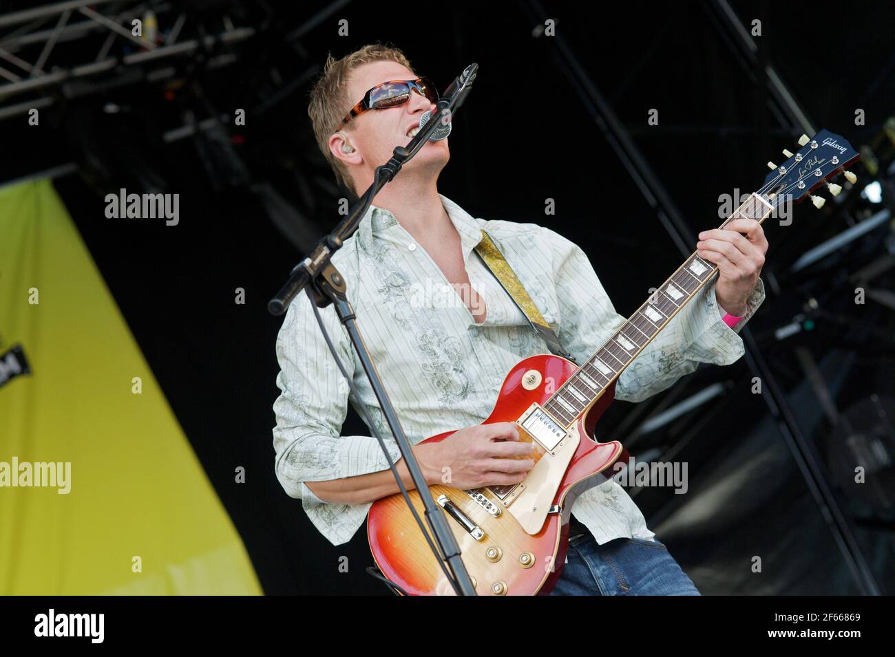 Nathan king musician hi-res stock photography and images - Alamy