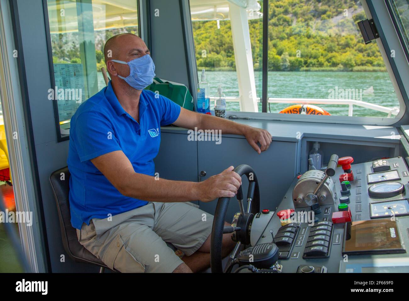 River boat cockpit hi-res stock photography and images - Alamy
