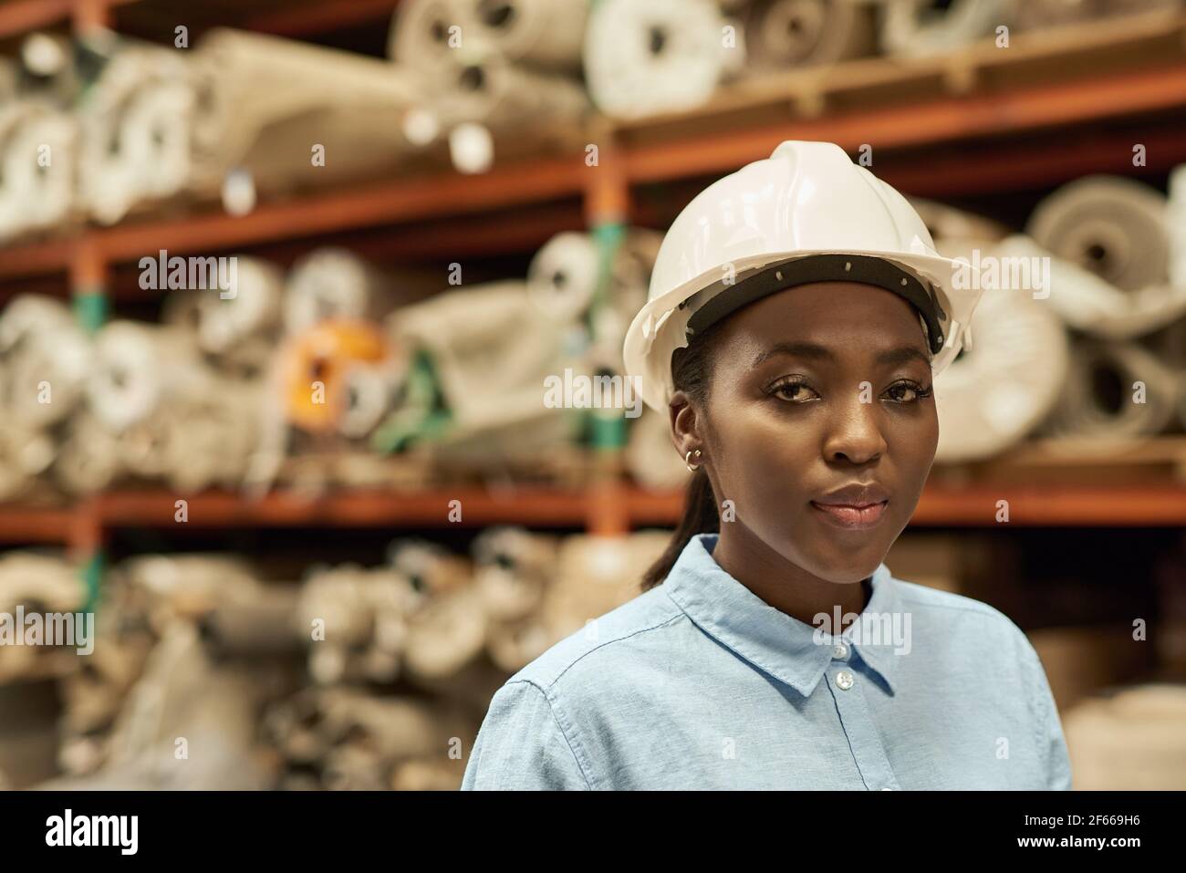 African woman in hi-res stock photography and images - Alamy