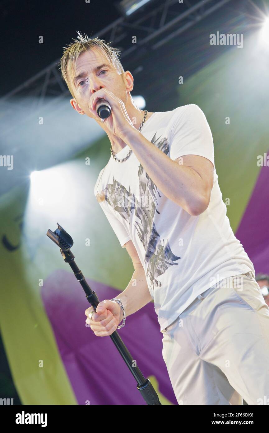 Kajagoogoo lead singer chris hamill hi-res stock photography and images ...