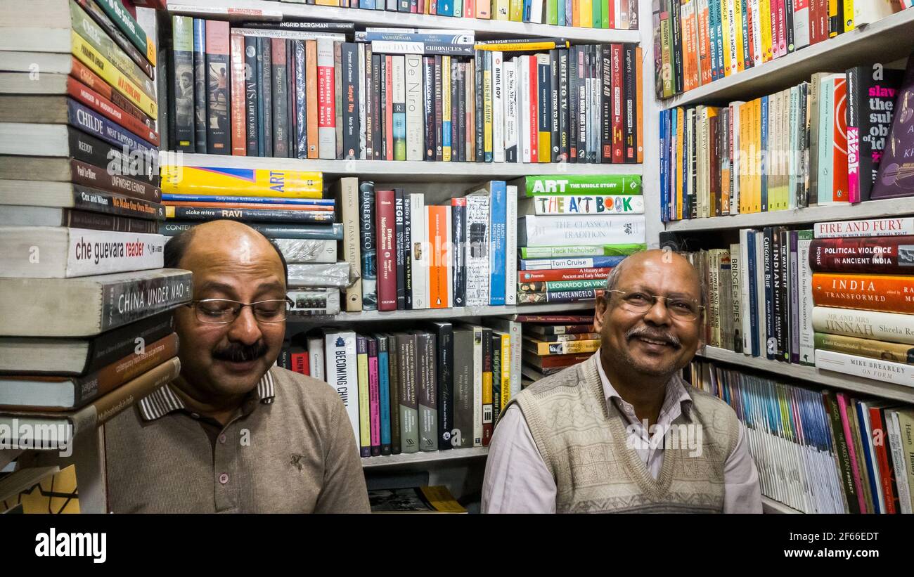 Indian book shop hi-res stock photography and images - Alamy