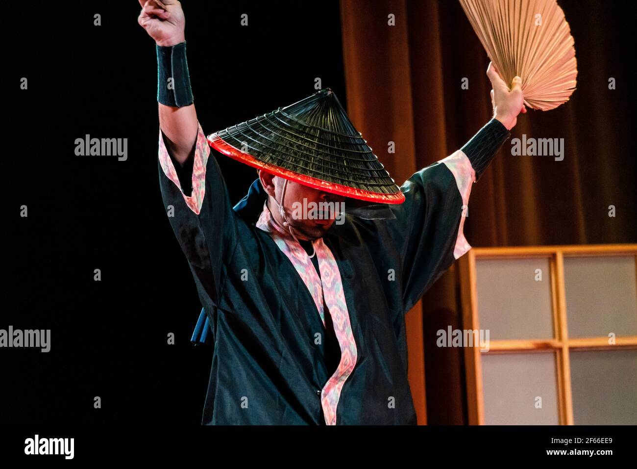 Traditional Okinawan dances at the Okinawan Association of Peru,Okinawa ...