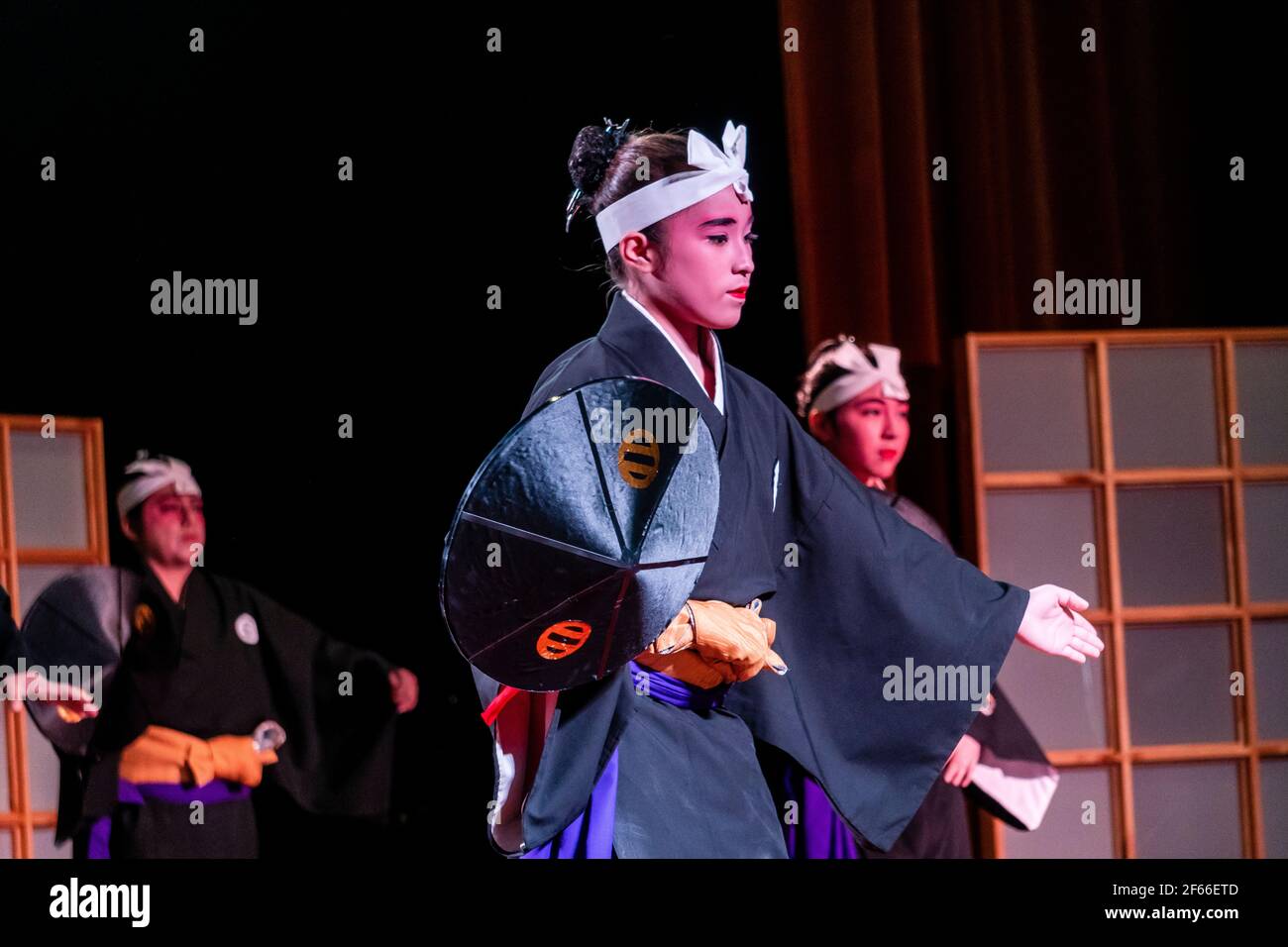 Traditional Okinawan dances at the Okinawan Association of Peru,Okinawa ...