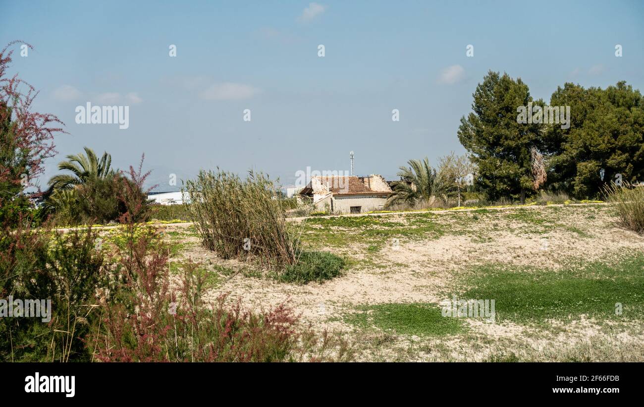 Old dilapidated wall house building facade hi-res stock photography and ...