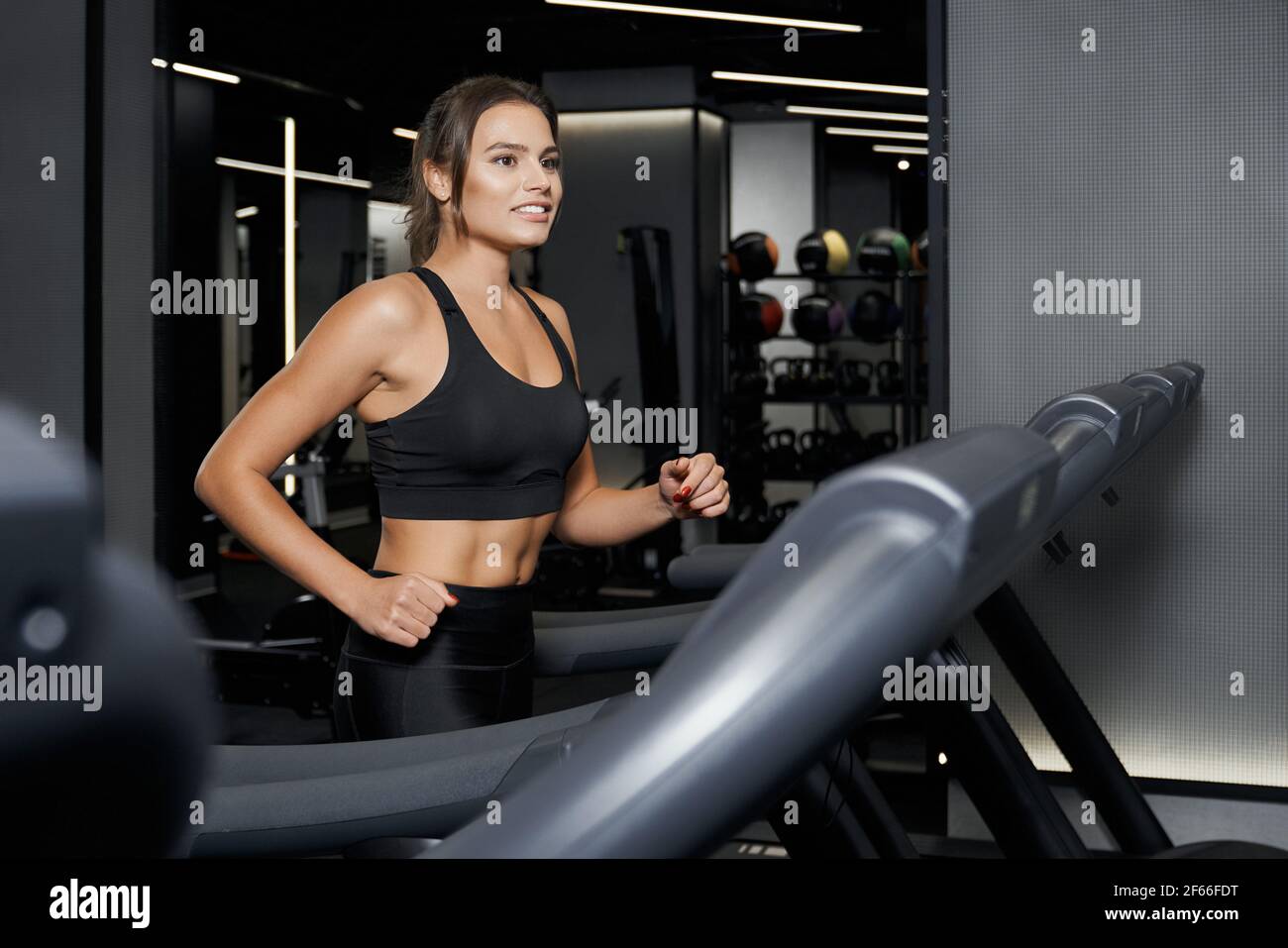 Black athlete treadmill track hi-res stock photography and images - Alamy
