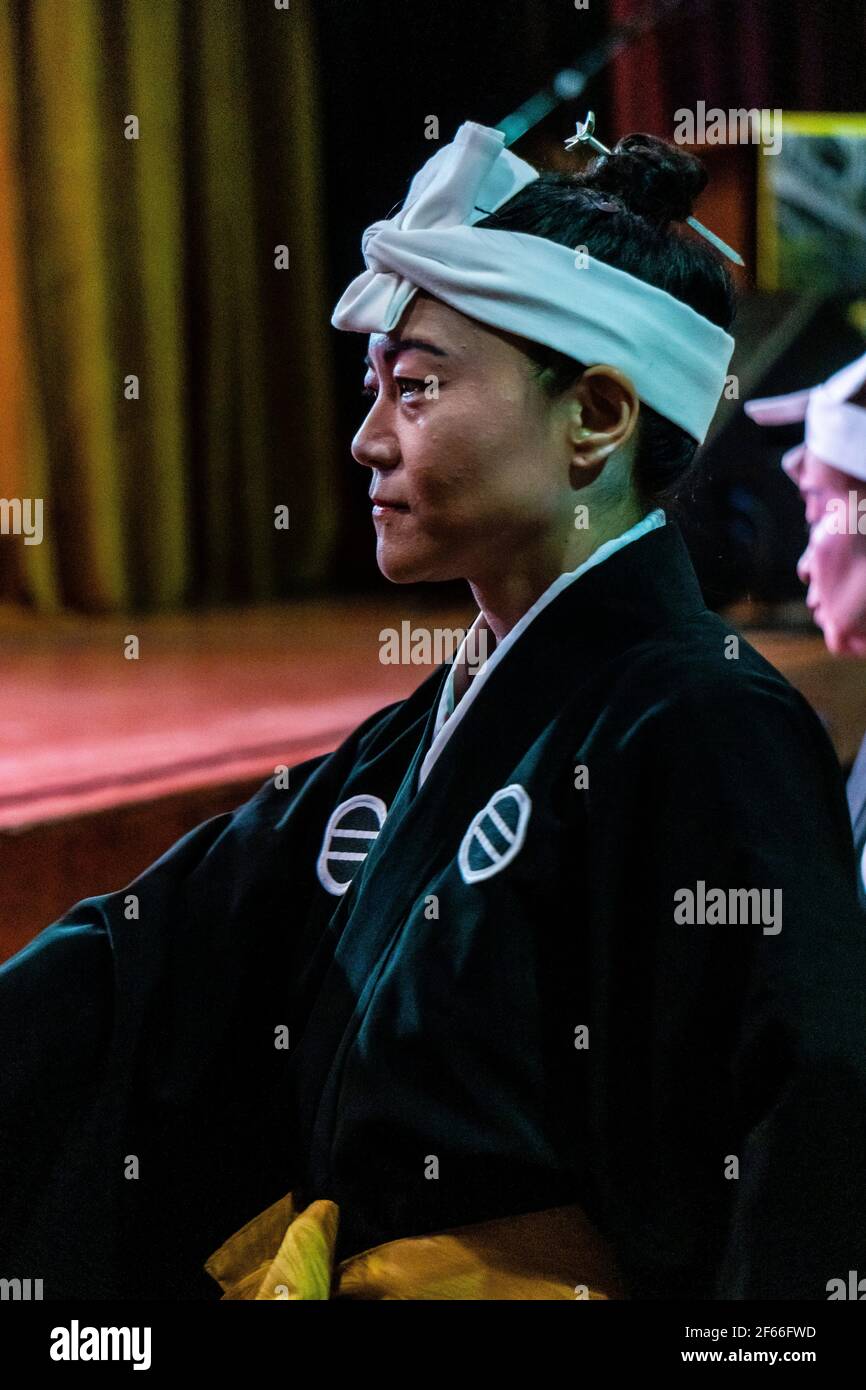 Traditional Okinawan dances at the Okinawan Association of Peru,Okinawa ...