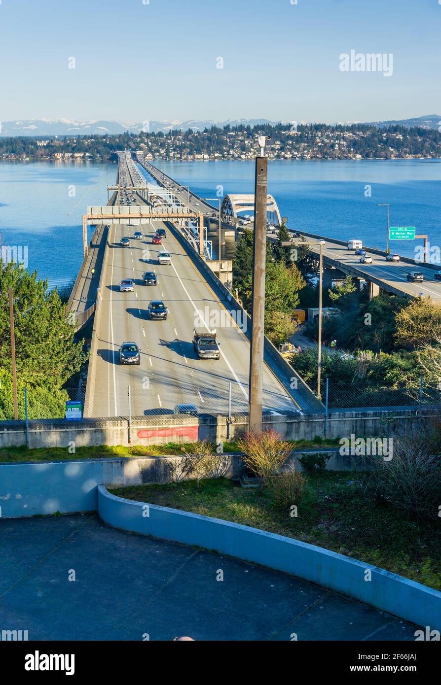 Floating bridges hi-res stock photography and images - Alamy