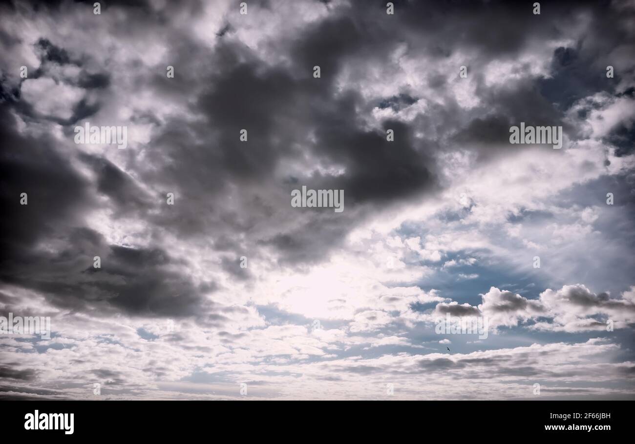 Impending bad weather hi-res stock photography and images - Alamy