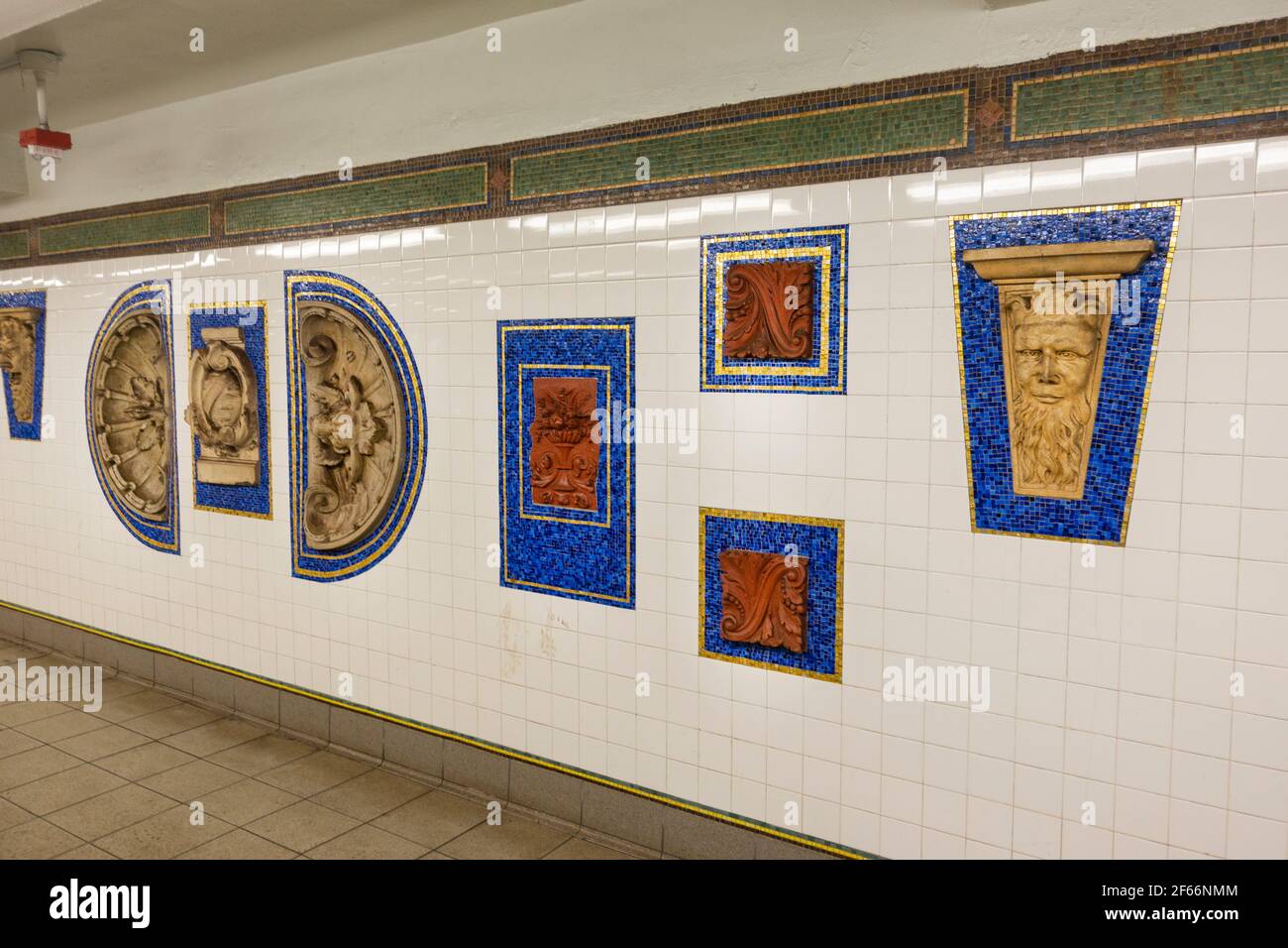 Nyc subway art hi-res stock photography and images - Alamy