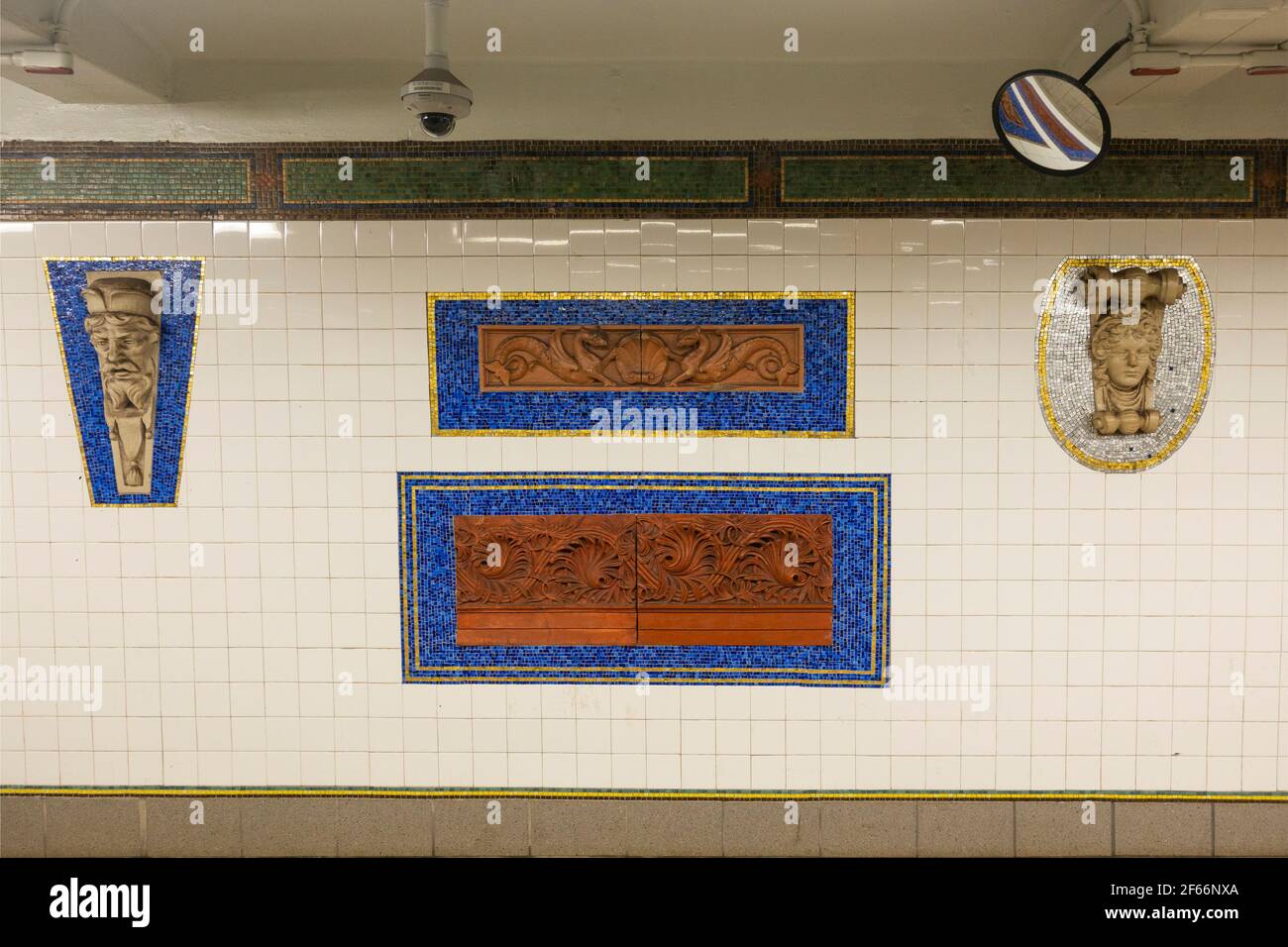 Mosaic stop sign hi-res stock photography and images - Alamy