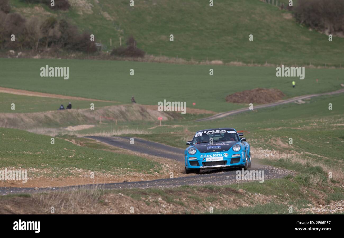 24 ROUSSEL Yannick ROUSSEL Franck Porsche 997 GT3 RS Action during the ...