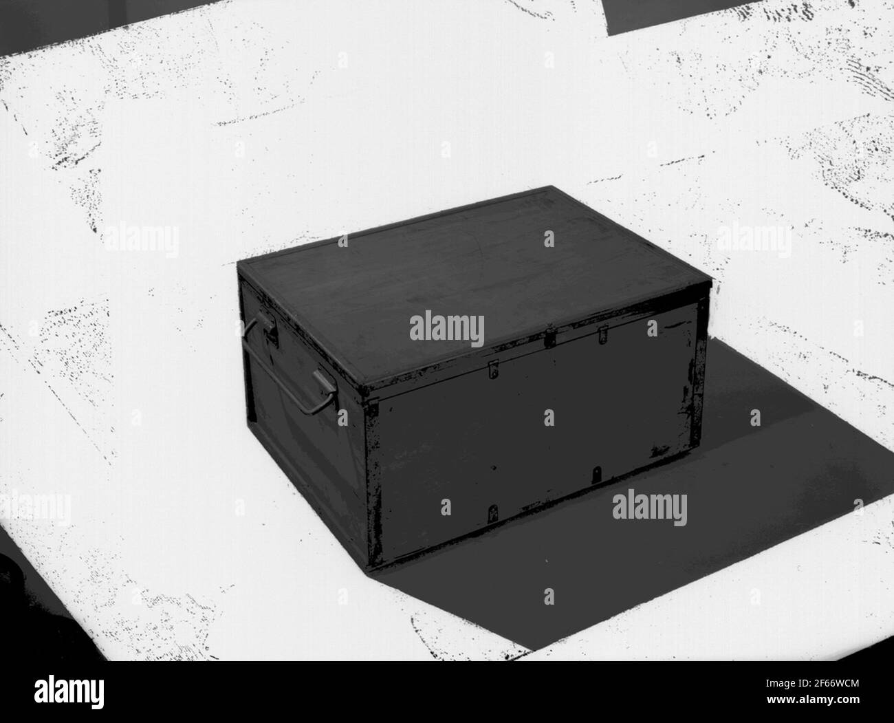 Reusable shipping boxes hi-res stock photography and images - Alamy