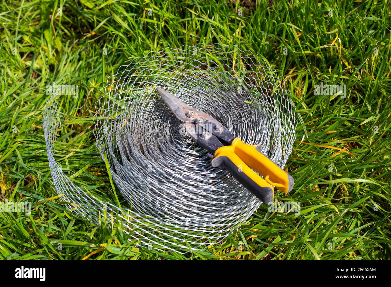 Roll fencing hi-res stock photography and images - Alamy