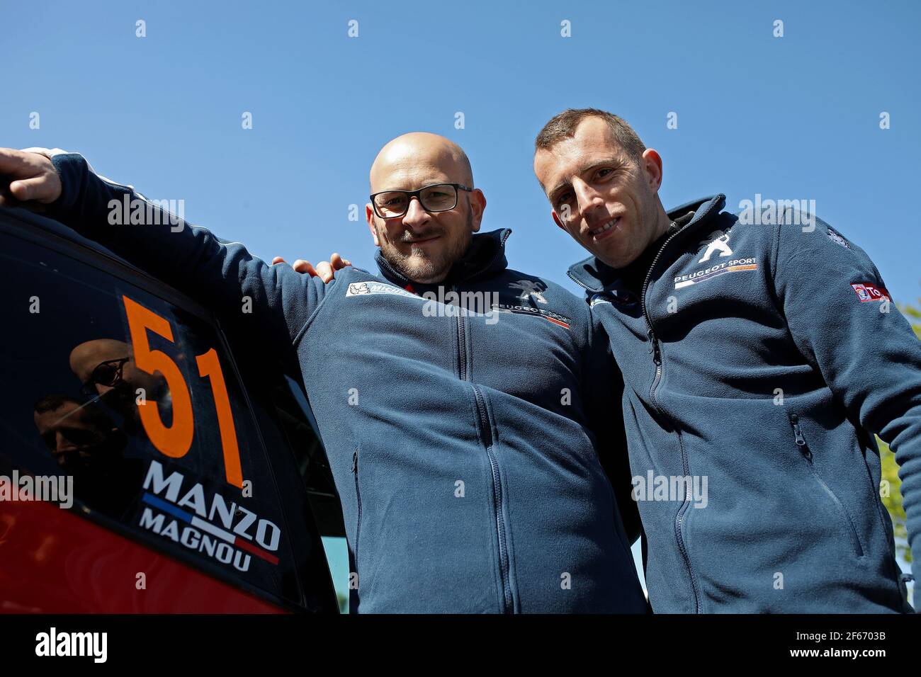 MANZO Benoit Peugeot 208 Vti ambiance portrait MAGNOU Patrick Peugeot ...