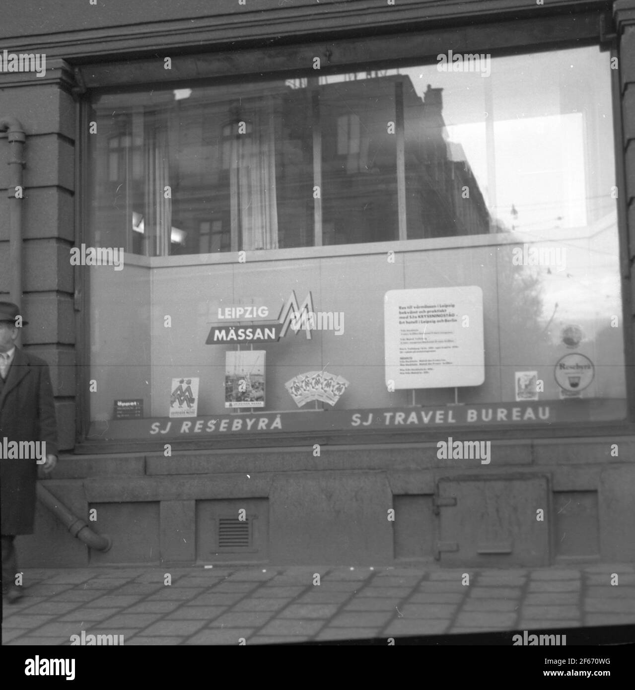 Signage, SJ Travel Agency Stock Photo - Alamy